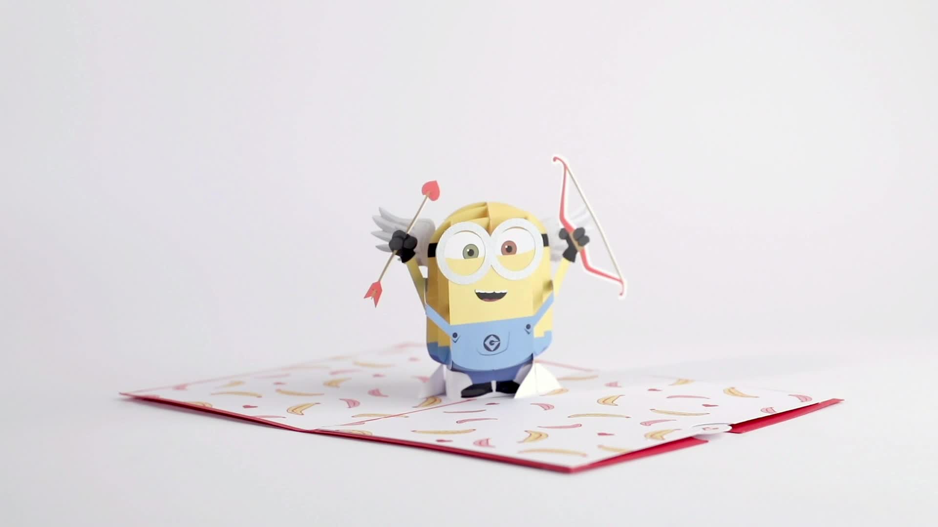 Despicable Me Minions Bananas For You Pop-Up Card – Lovepop
